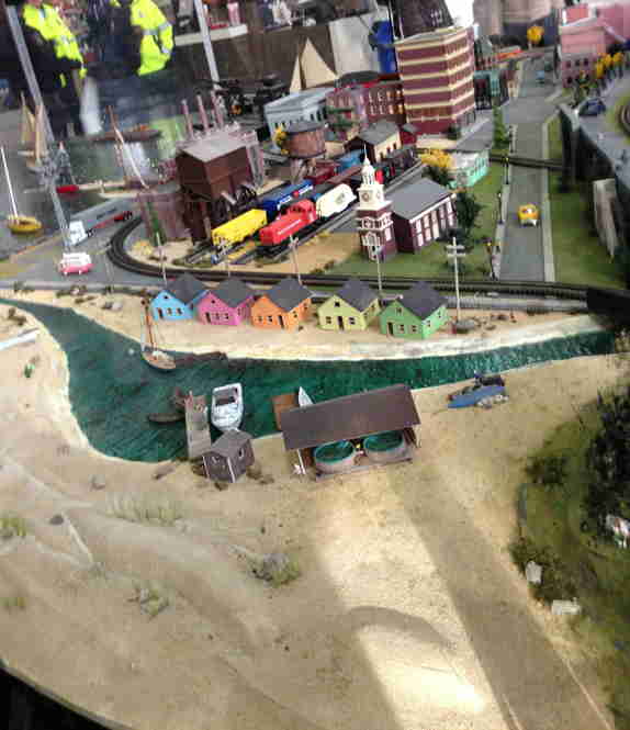 South Station model railroad exhibit – Learning Strategies